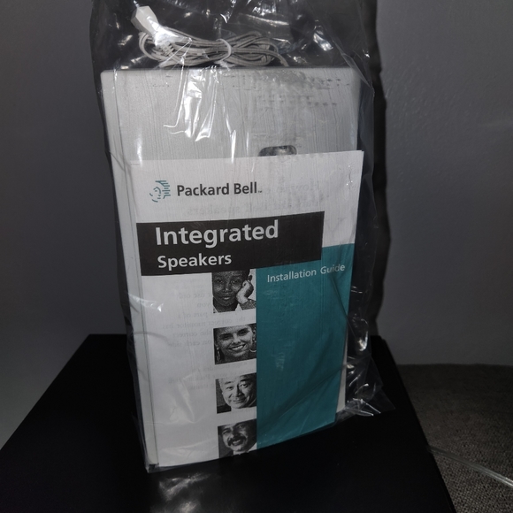 Packard Bell | Other | Vintage Packard Bell Integrated Computer ...